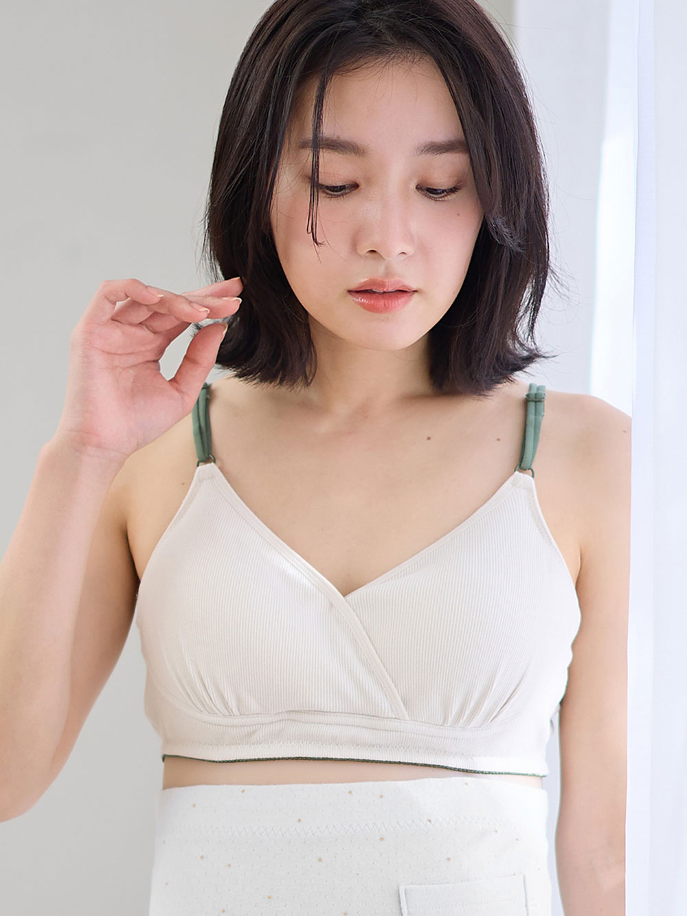 Rosemadame（ローズマダム）ストレッチリブクロス授乳ブラ | マタニティ・授乳ブラ（マタニティインナー・産後用品）(品番：24870) ｜マタニティウェア・授乳服通販｜ エンジェリーベ 公式